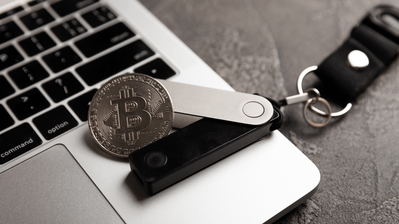 Cold wallet: entenda a segurança para suas criptomoedas