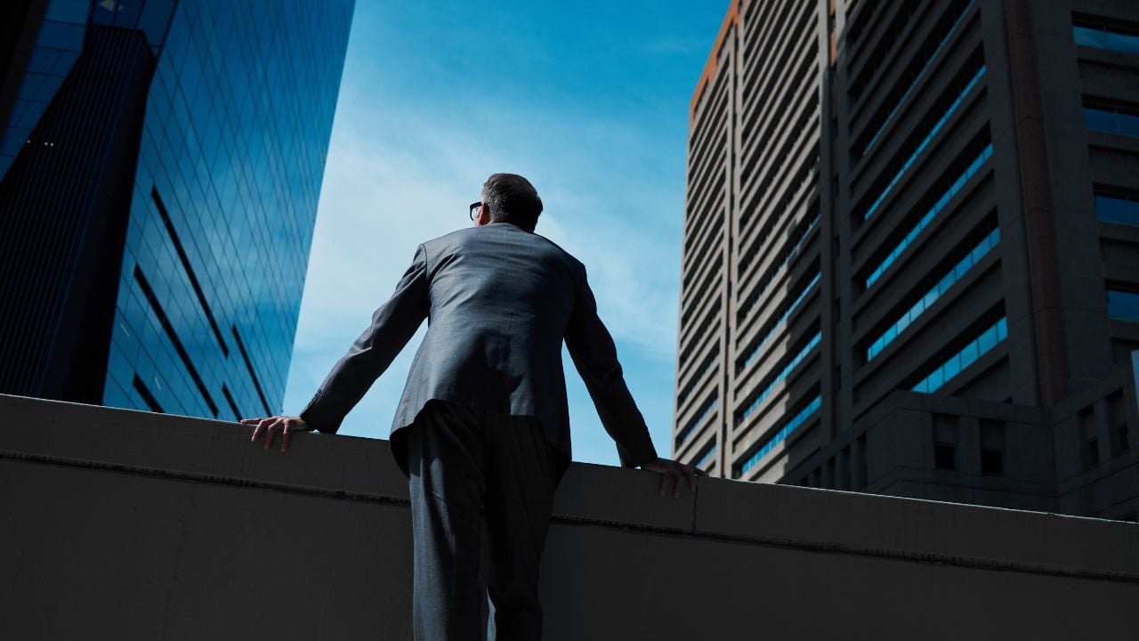 Vale a pena investir no fundo imobiliário KNCR11? Entenda como está o ...