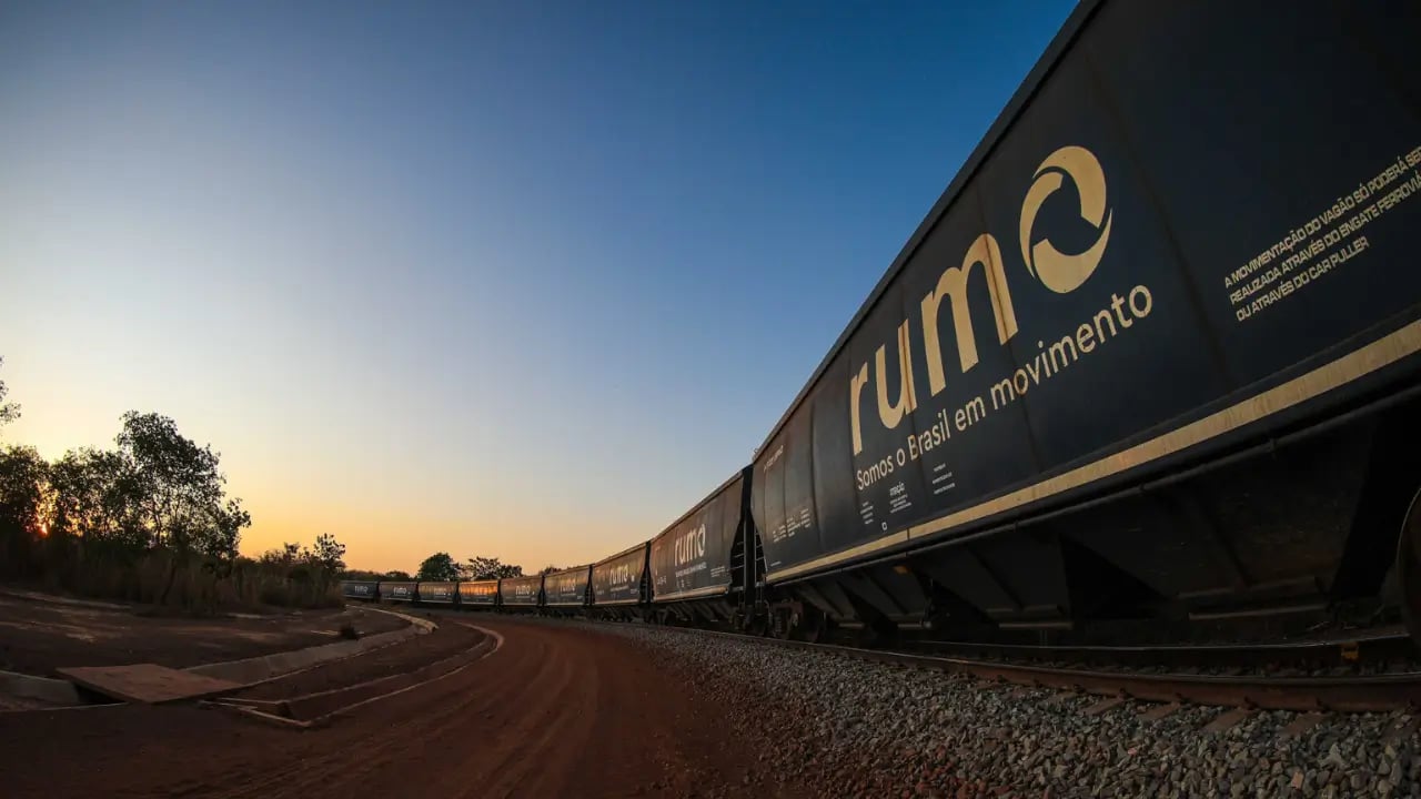 Rumo (RAIL3) anuncia dividendo bilionário e surpreende mercado